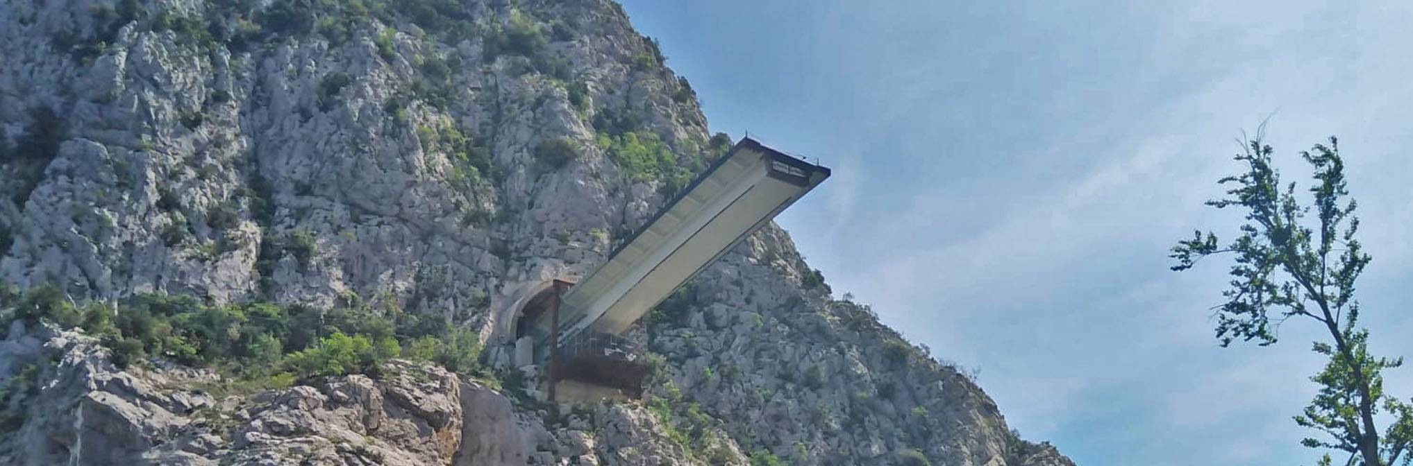 Cetina Bridge - Omiš, Omiš, [ Right now, LIVE ] LiveStreaming cameras ...