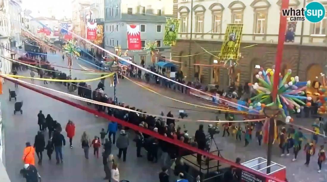 Rijeka, pogled na Korzo, Rijeka, [ Upravo sada, UŽIVO ] LiveStreaming ...