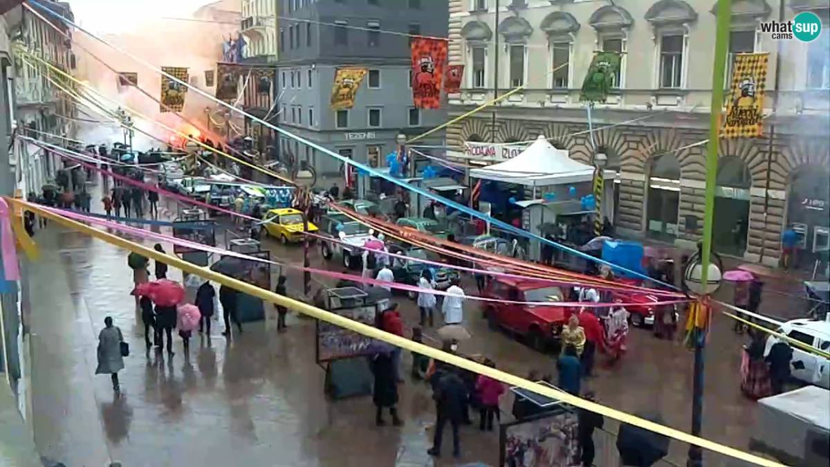 Rijeka, pogled na Korzo, Rijeka, [ Upravo sada, UŽIVO ] LiveStreaming ...