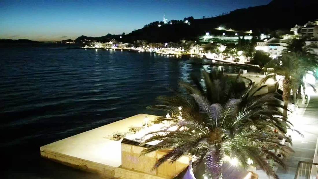 Podgora - plaža - okretna HD kamera, Podgora, [ Upravo sada, UŽIVO ...