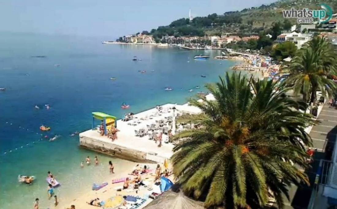 Podgora - beach, HD PTZ cam, Podgora, [ Right now, LIVE ] LiveStreaming ...