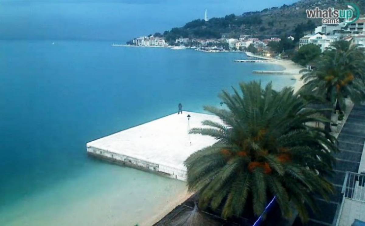 Podgora - beach, HD PTZ cam, Podgora, [ Right now, LIVE ] LiveStreaming ...